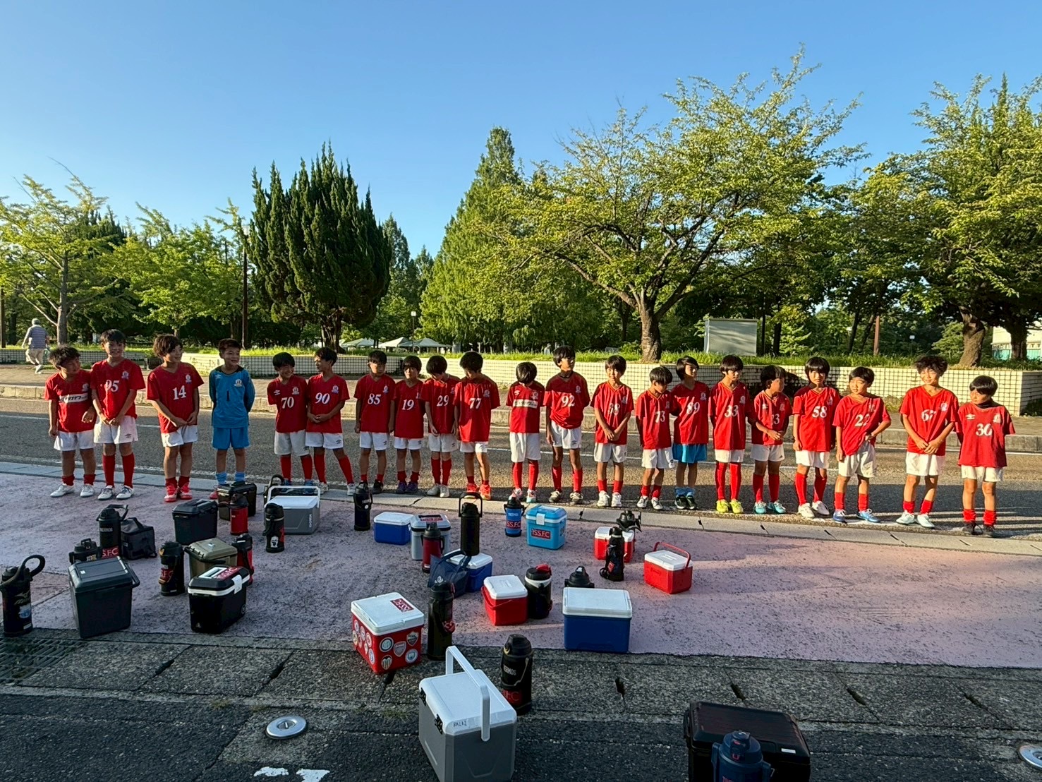 U10TM&富山遠征(グレー) | ISS.F.C サッカークラブ - 岐阜市・関市・各務原市